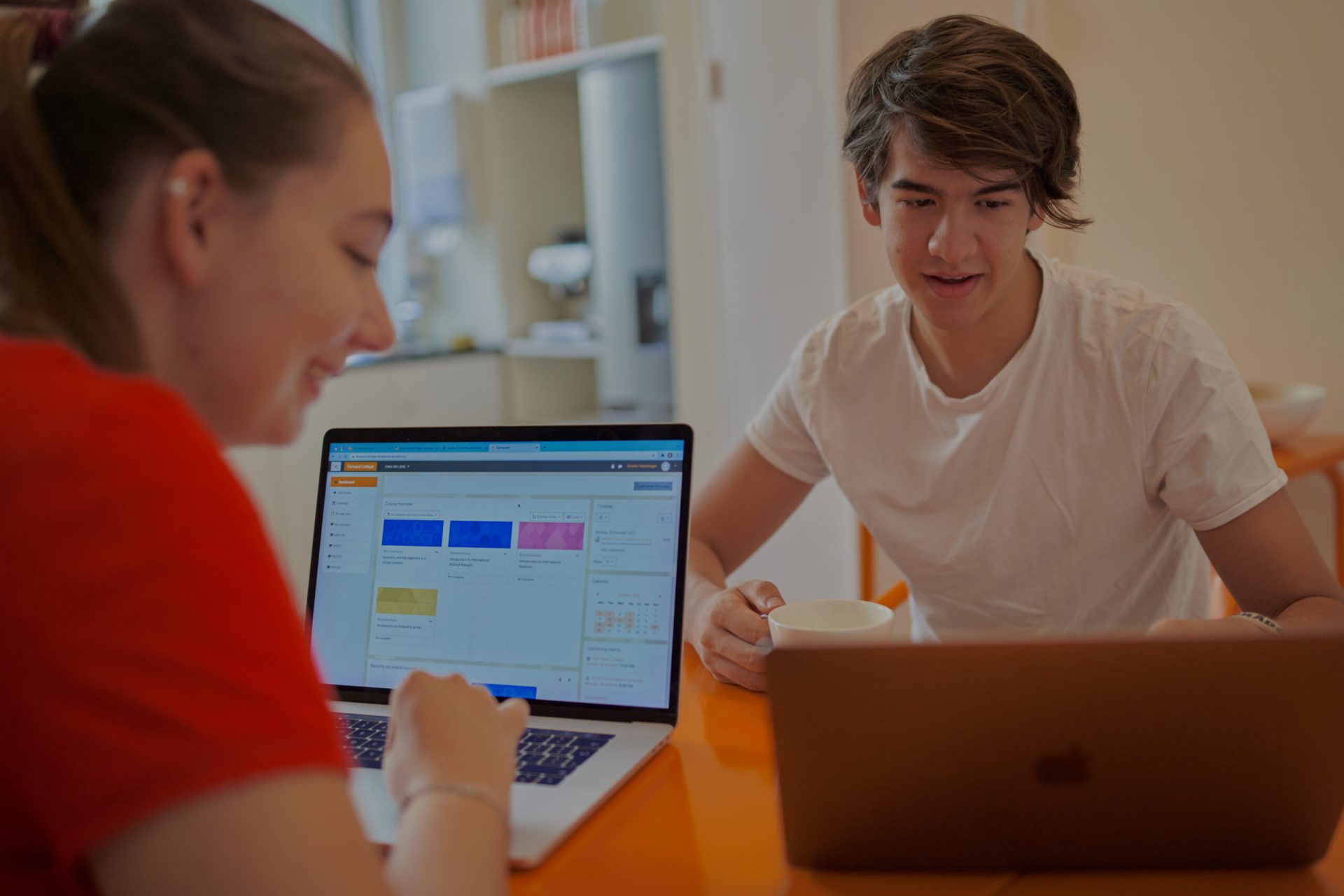 Forward College – Make your studies a journey