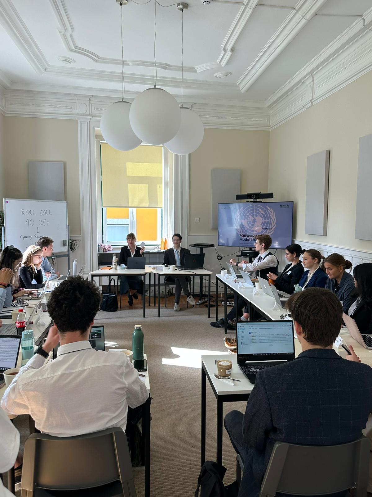 Forward Model UN – Forward College